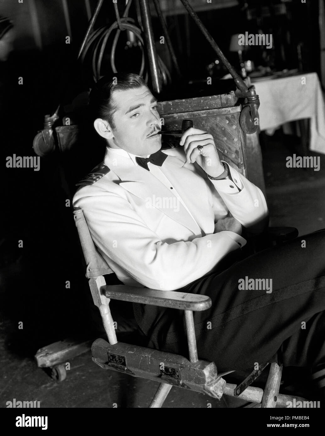 Clark gable with smoking pipe hi-res stock photography and images - Alamy