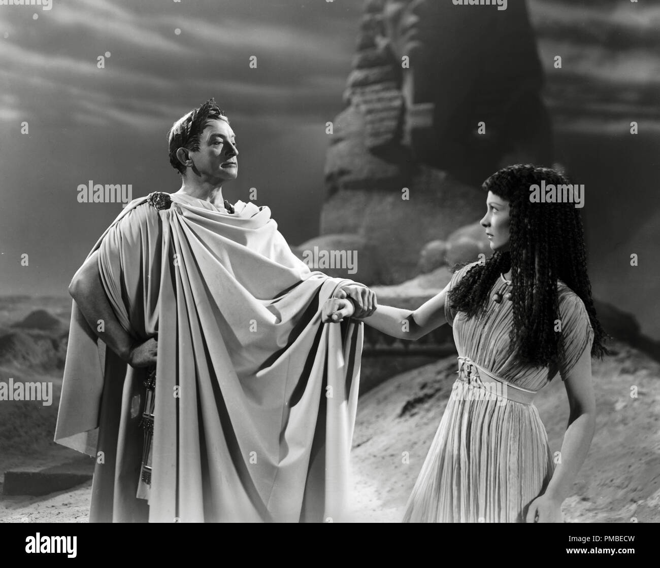 Claude Rains, Vivien Leigh, "Caesar and Cleopatra", (1945) United ...