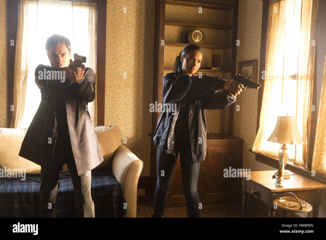 Eric McCormack, Nesta Cooper, "Travelers" Season 1 (2016) Netflix Stock ...