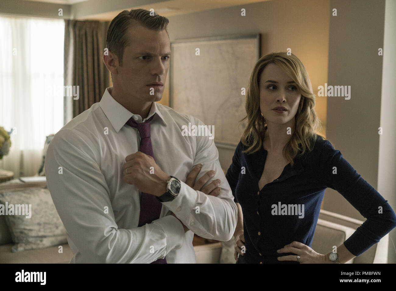 Joel Kinnaman, Dominique McElligott, "House Of Cards" Season 5 (2017 ...