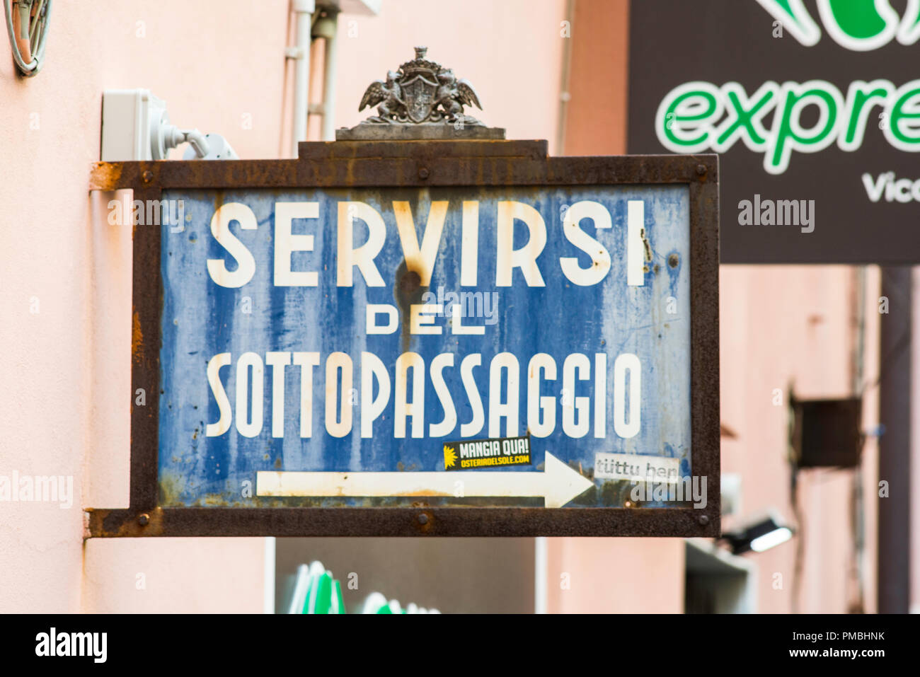 Pedestrian alleys hi-res stock photography and images - Alamy