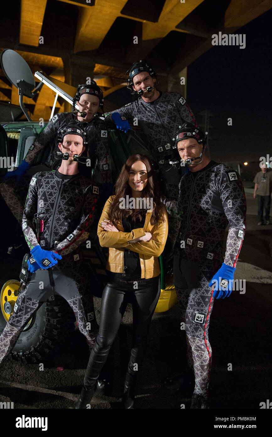 Megan fox and alan ritchson hi-res stock photography and images - Alamy