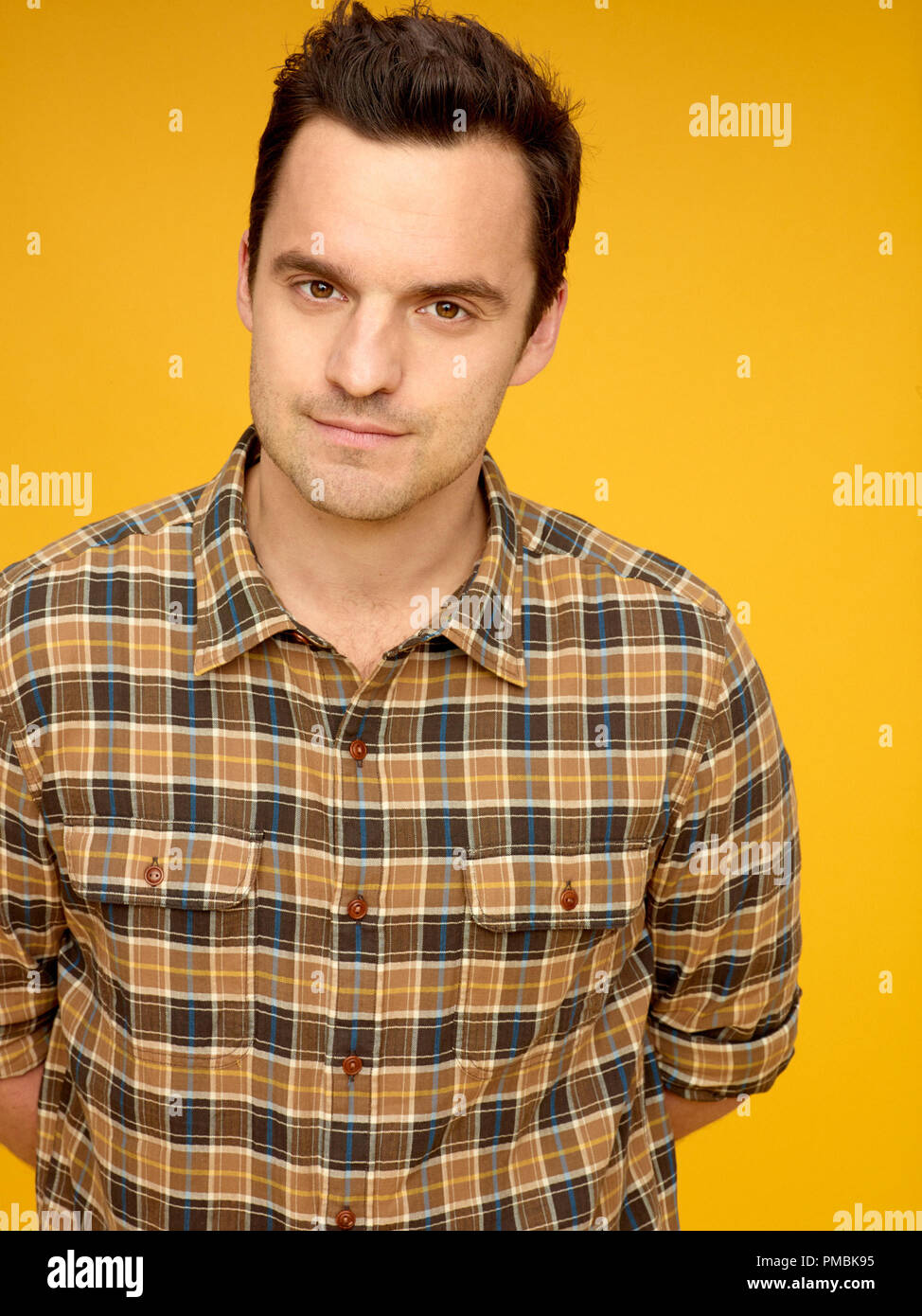 NEW GIRL: Jake Johnson returns as Nick Stock Photo - Alamy