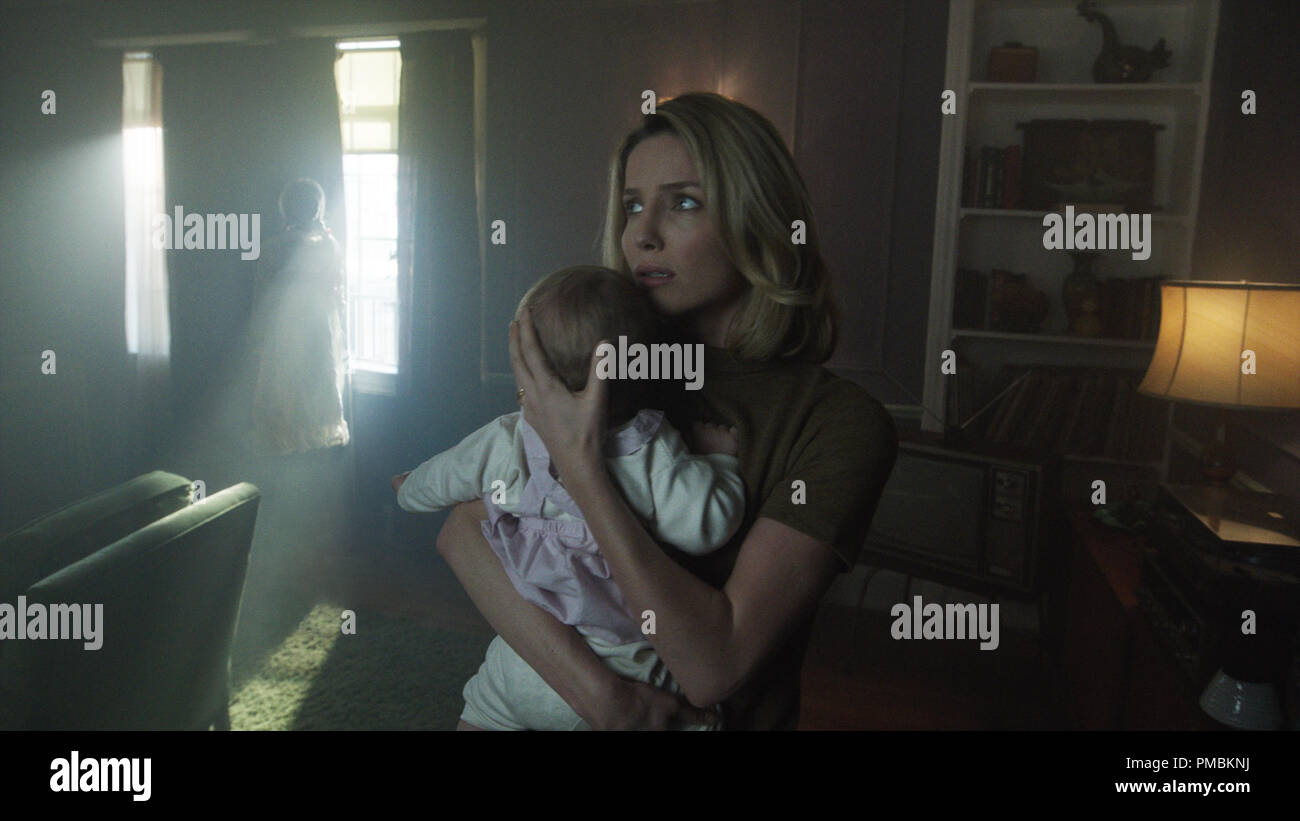 Annabelle movie doll hi-res stock photography and images - Alamy