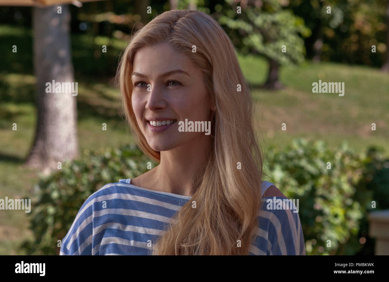 Amy Dunne Actress 60 Photos - Moonagedaydream.film