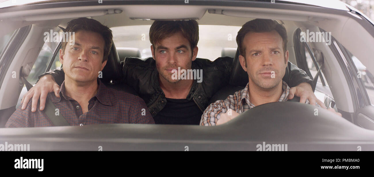(L-r) JASON BATEMAN as Nick Hendricks, CHRIS PINE as Rex Hanson and ...