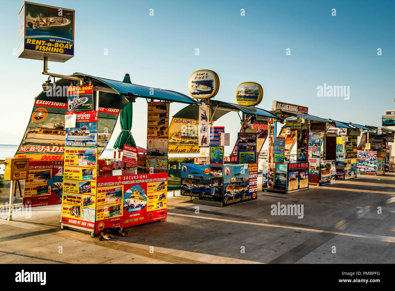 Floating kiosk hi-res stock photography and images - Alamy