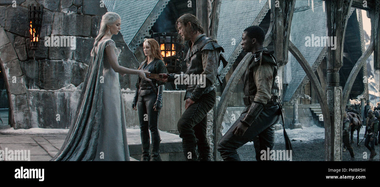 (L to R) Queen Freya (EMILY BLUNT) with her Huntsmen - Sara (JESSICA ...