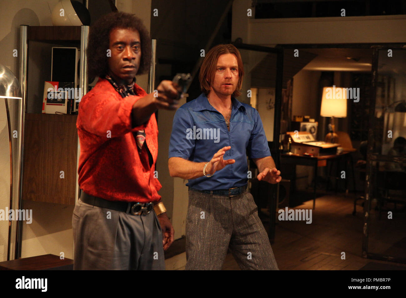 Left to right don cheadle hi-res stock photography and images - Alamy