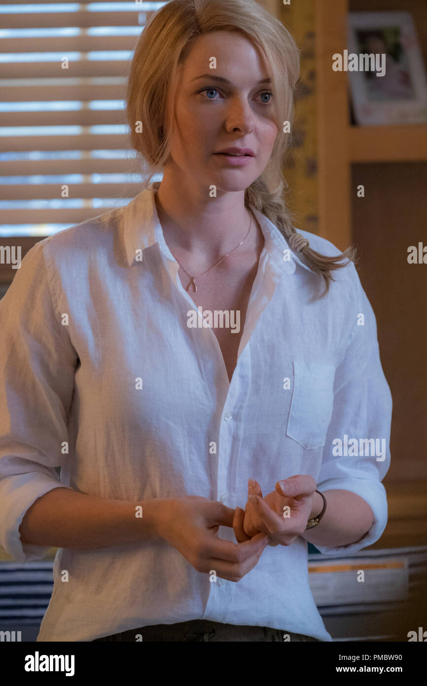 Anna (REBECCA FERGUSON) in DreamWorks Pictures' "The Girl on the Train ...