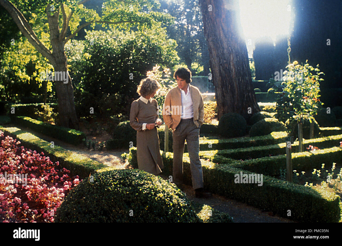 Warren beatty julie christie heaven hi-res stock photography and images ...