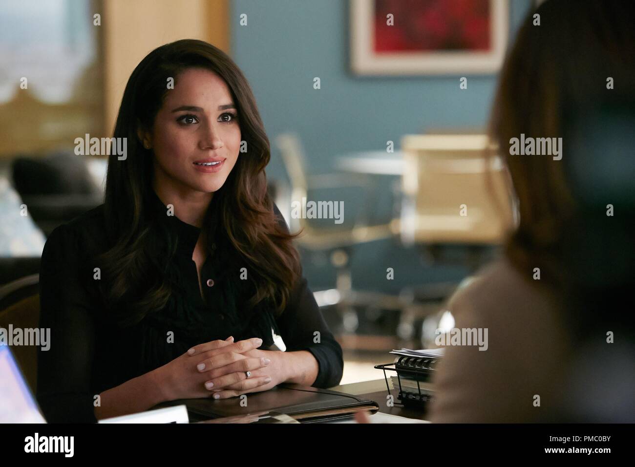 SUITS -- "The Statue" Episode 702 -- Pictured: Meghan Markle as Rachel ...