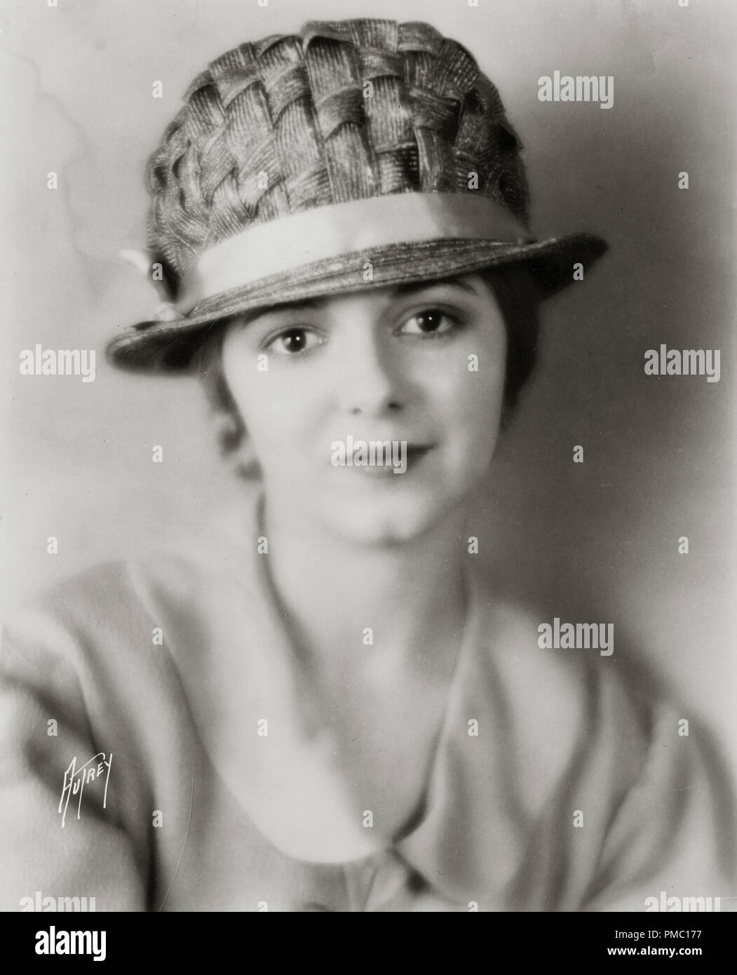 Janet Gaynor, "Sunrise" (1927) Fox Film Corporation Photo by Max Munn ...