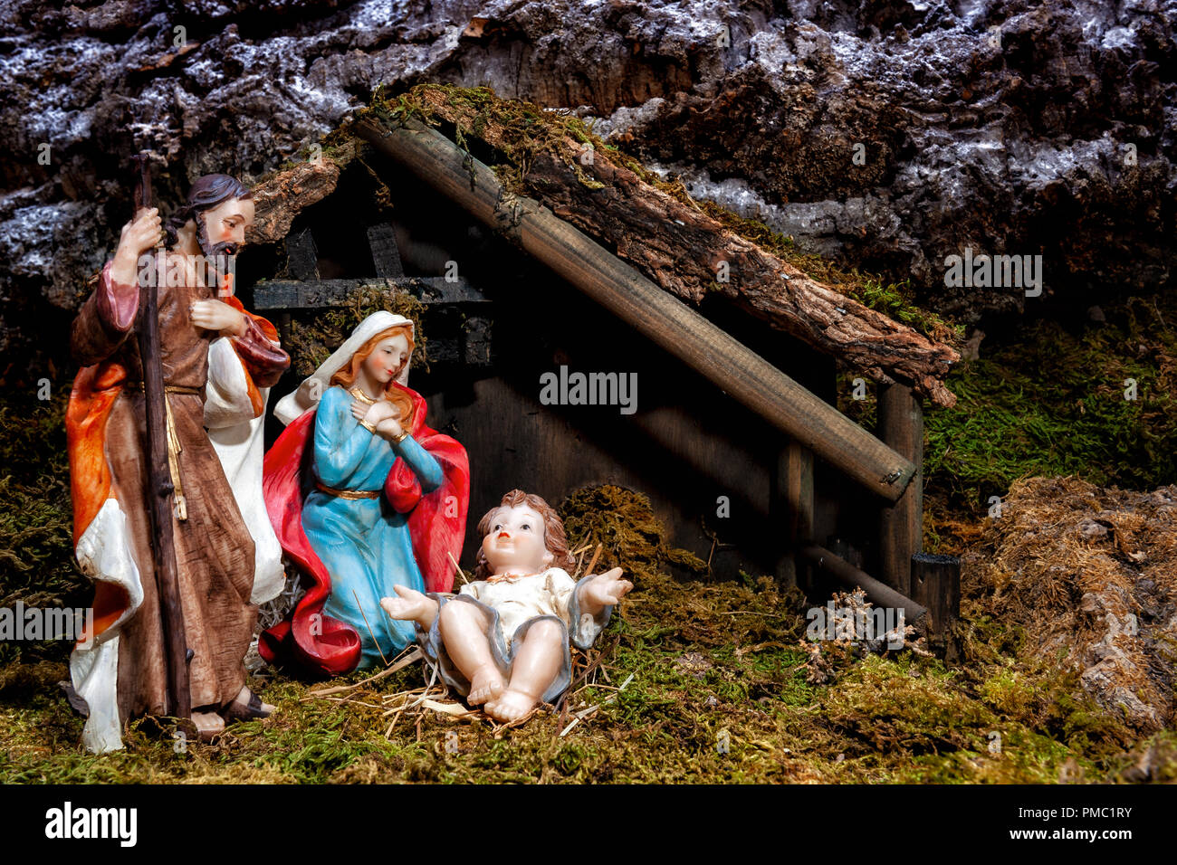 Baby Jesus In The Manger High Resolution Stock Photography and Images ...