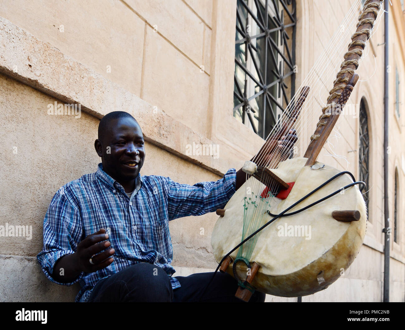 Mandinka hi-res stock photography and images - Alamy