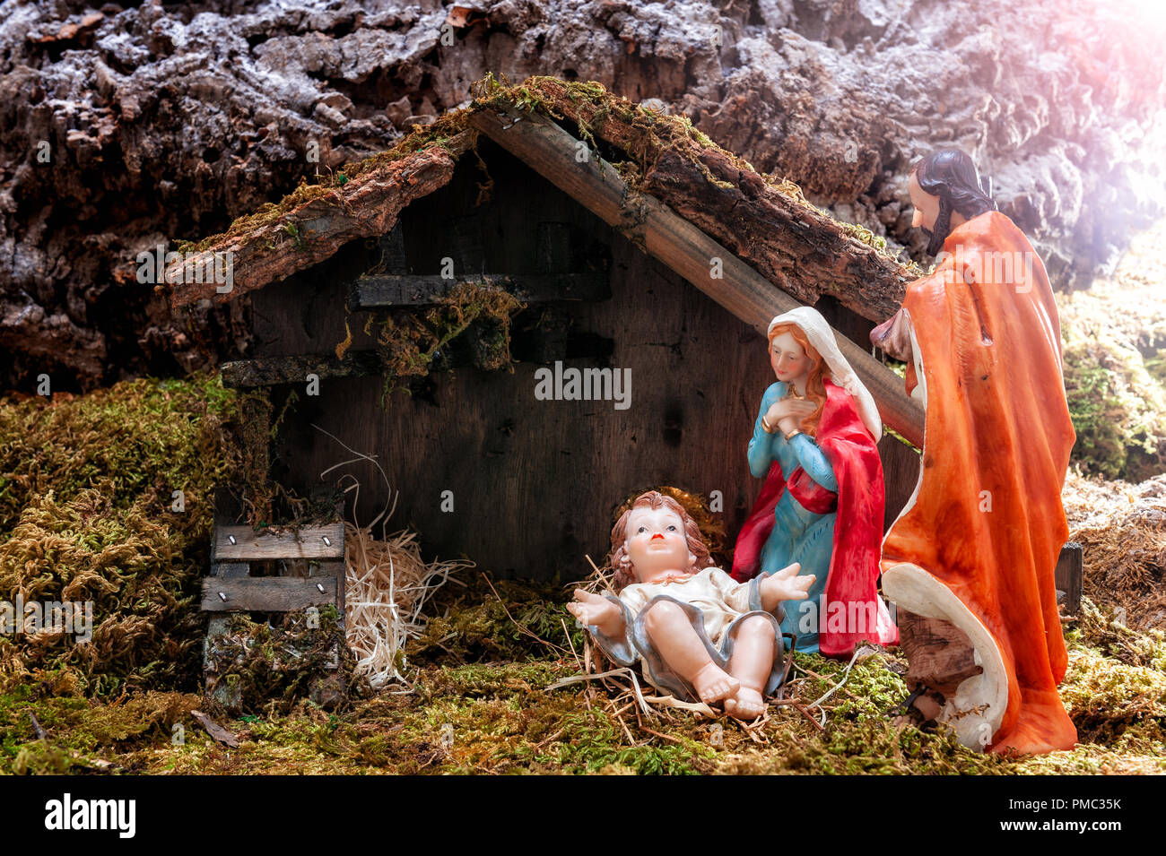 Close-up of the Christmas Nativity scene. Hut with baby Jesus in the ...