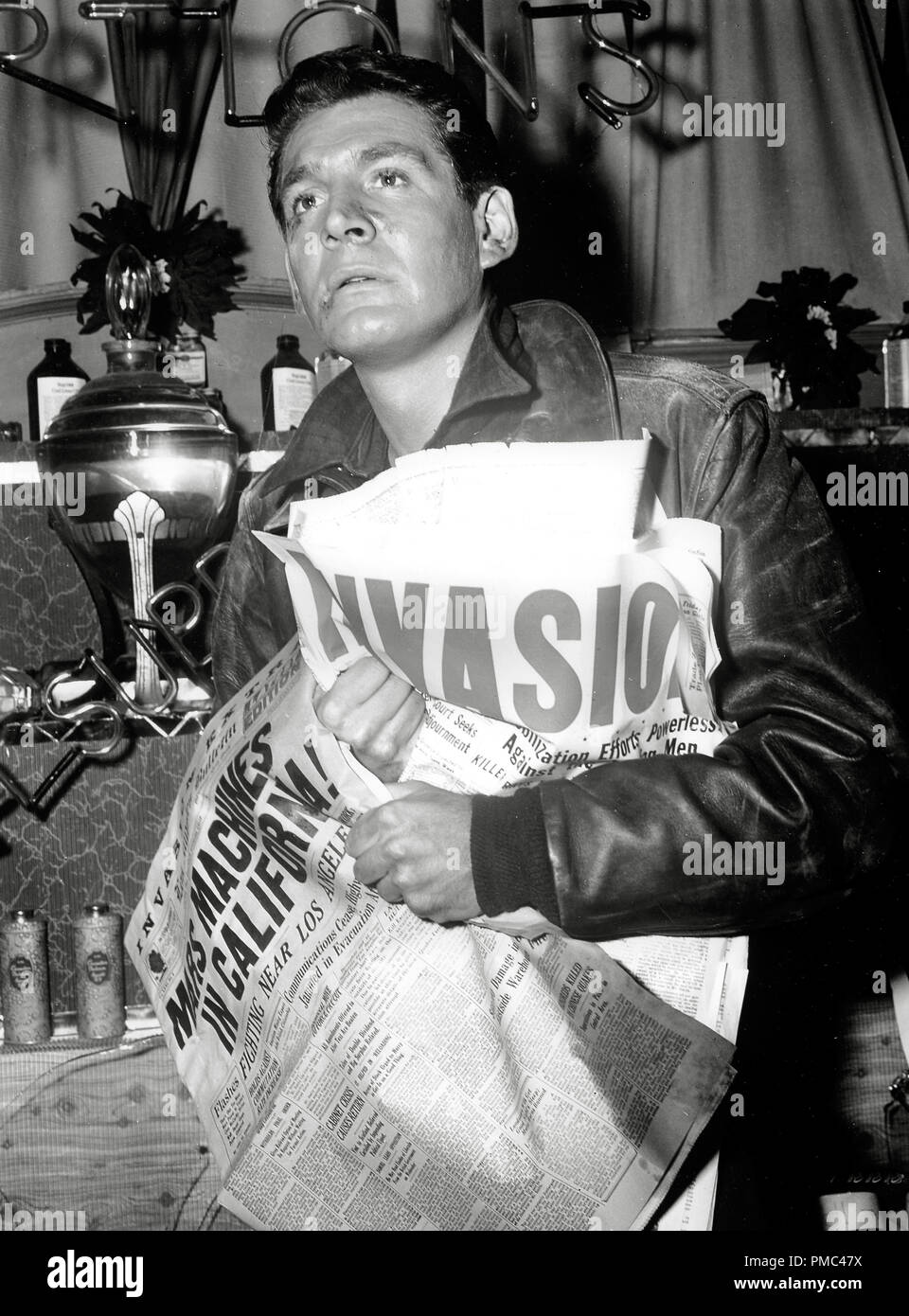 Gene barry hi-res stock photography and images - Alamy