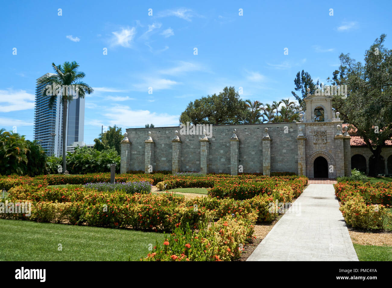 Spanish monastery hi-res stock photography and images - Alamy