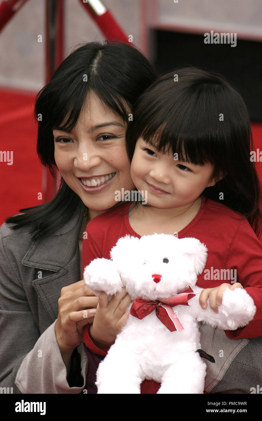 Ming na and daughter hi-res stock photography and images - Alamy