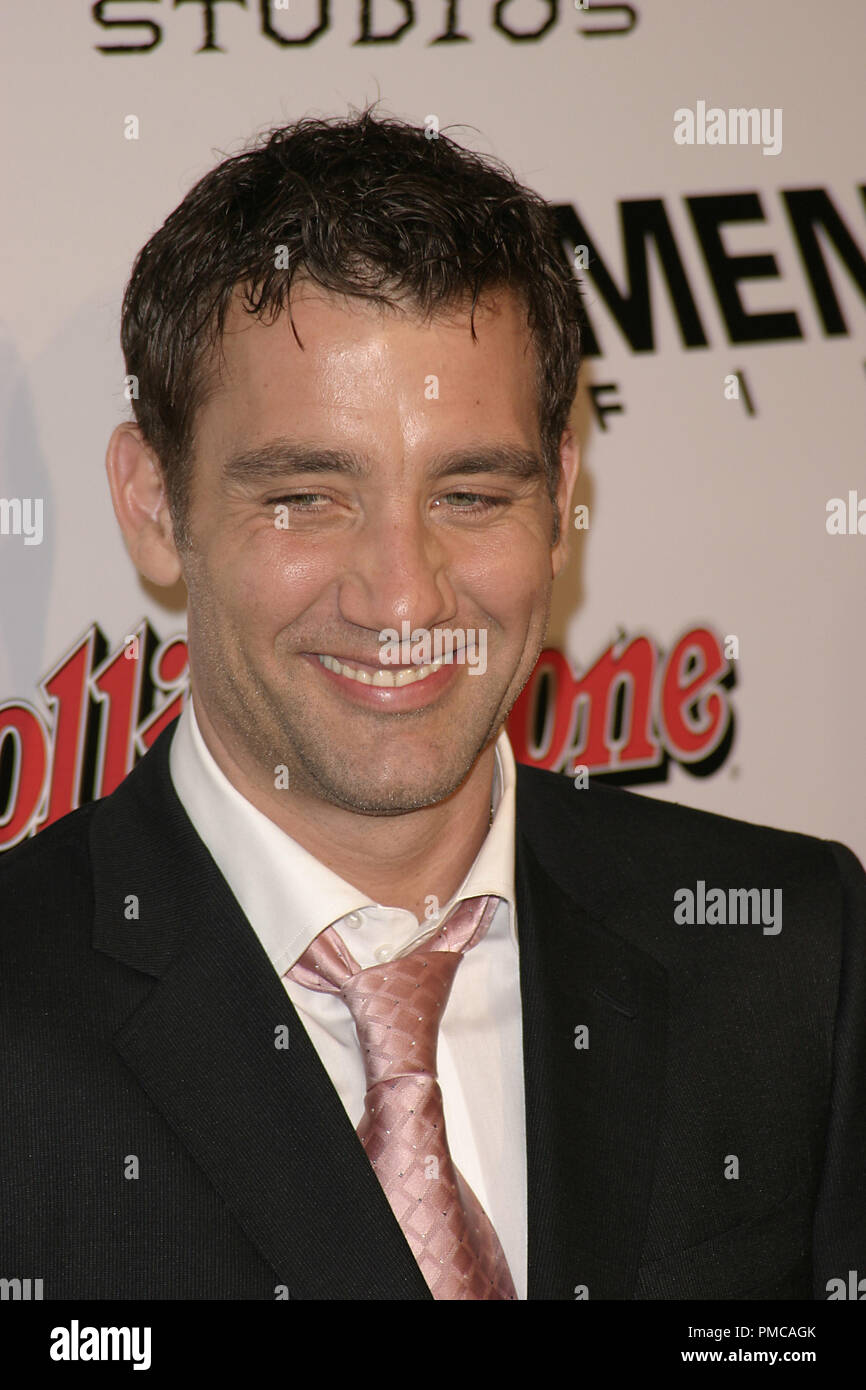 "Sin City" (Premiere) Clive Owen 03-28-2005 / Mann National Theater ...