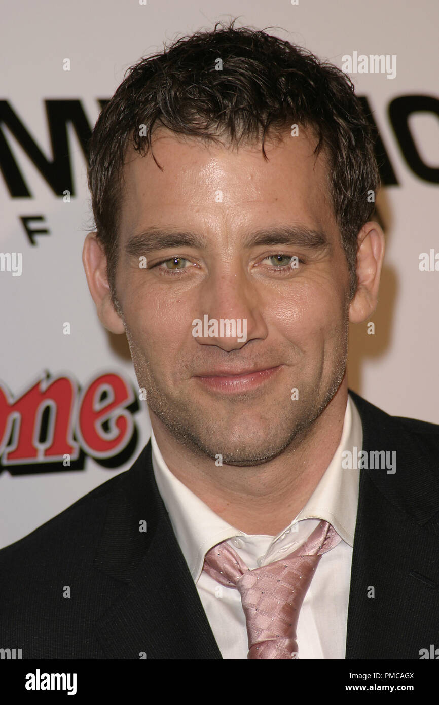 "Sin City" (Premiere) Clive Owen 03-28-2005 / Mann National Theater ...