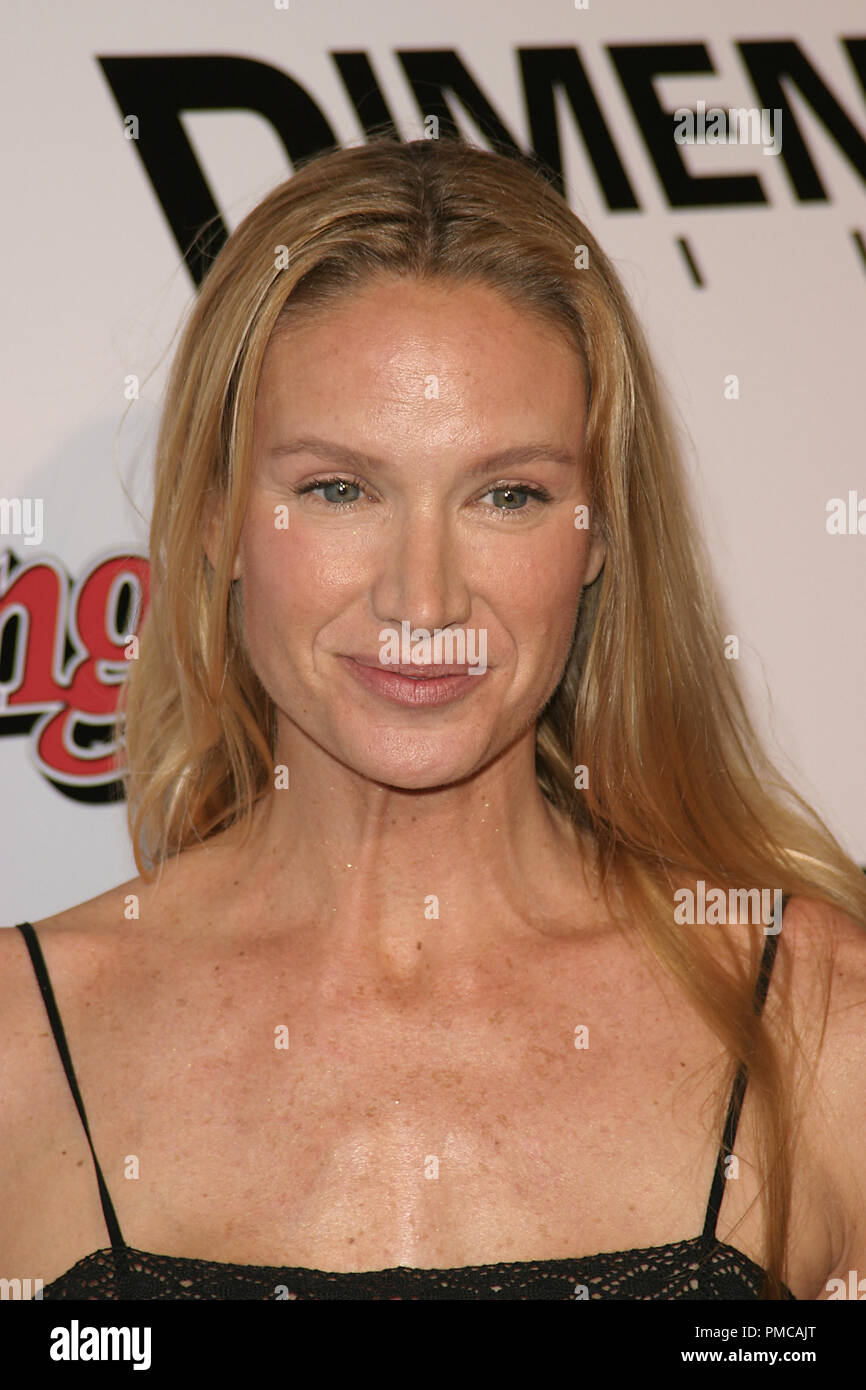 "Sin City" (Premiere) Kelly Lynch 03-28-2005 / Mann National Theater ...