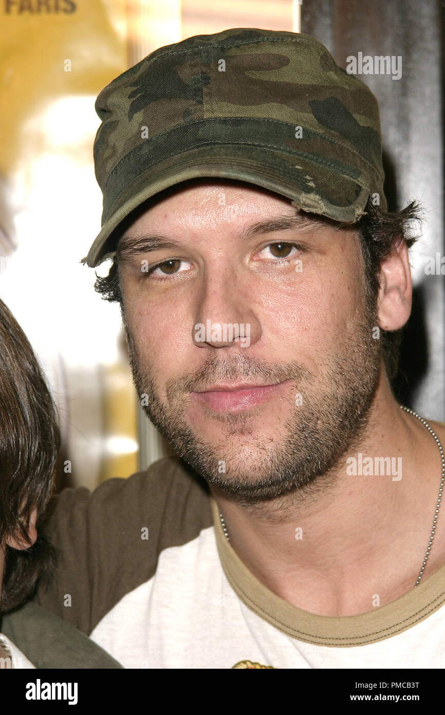 "Waiting . . . " (Premiere) Dane Cook 09-29-2005 / Mann's Bruin Theater ...