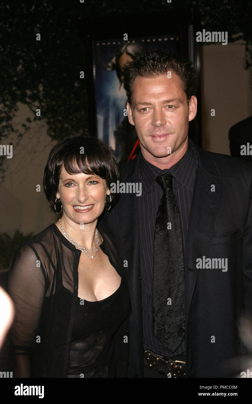 "Aeon Flux" (Premiere) Gale Anne Hurd, Marton Csokas 12-01-2005 ...