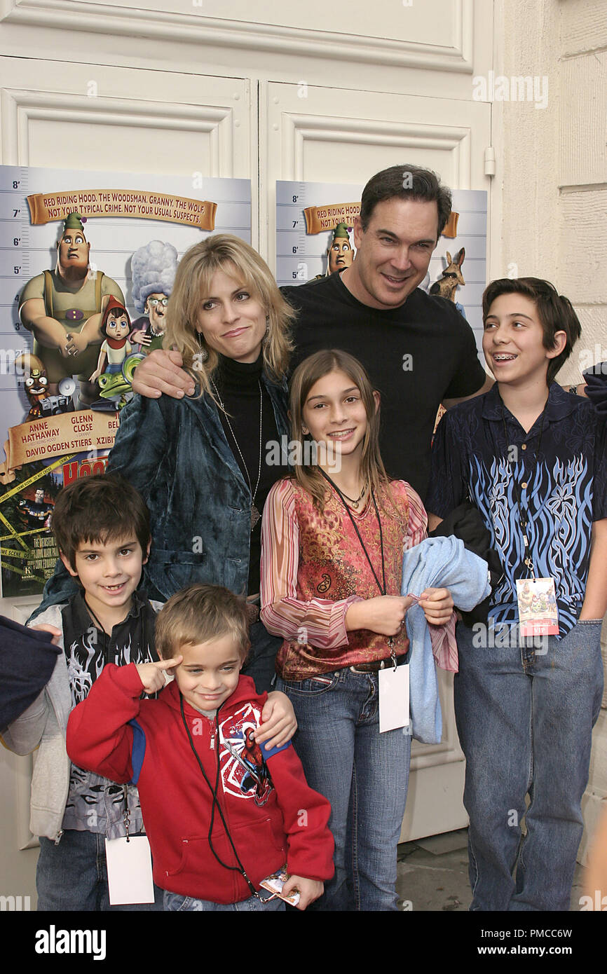 Patrick Warburton Wife