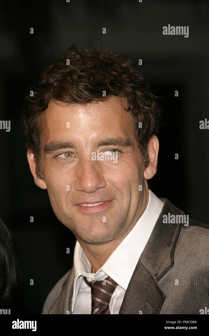 Children of Men (Premiere) Clive Owen 11-16-2006 / Mann Village ...