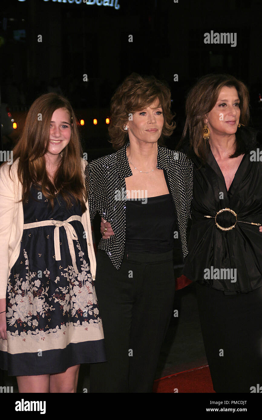 "Blood Diamond" (Premiere) Jane Fonda, Paula Weinstein 12-6-2006 ...