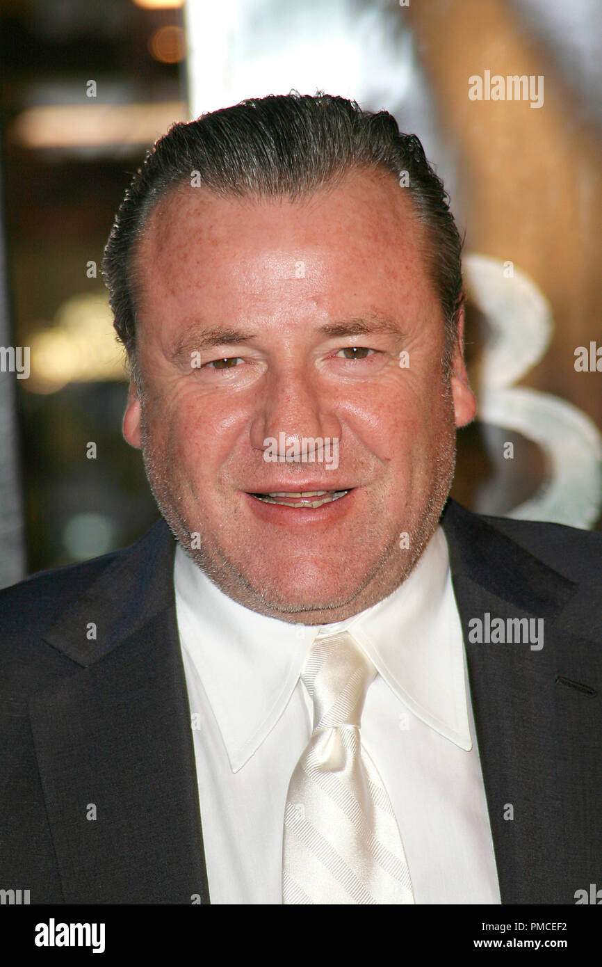 "Beowulf" (Premiere) Ray Winstone 11-5-2007 / Westwood Village Theater ...