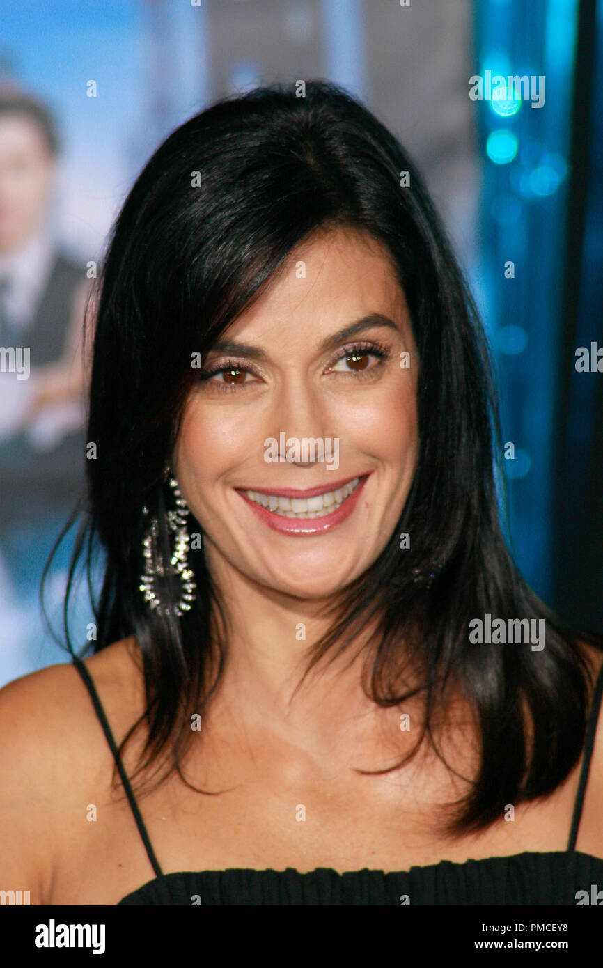 Enchanted (Premiere) Teri Hatcher 11-17-2007 / El Capitan Theatre ...