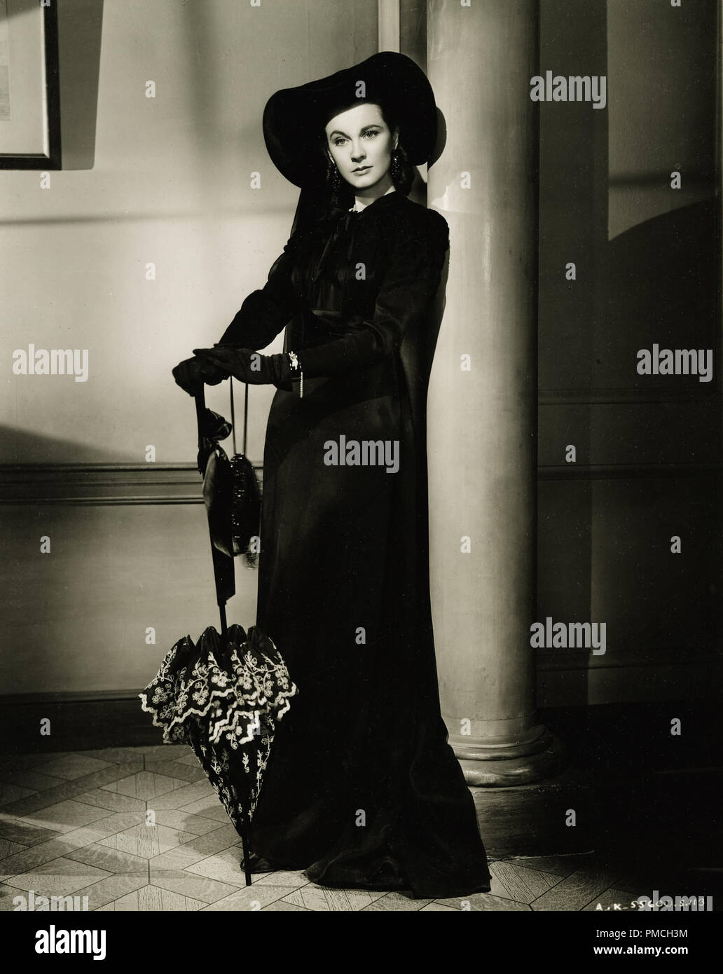 That hamilton woman year hi-res stock photography and images - Alamy