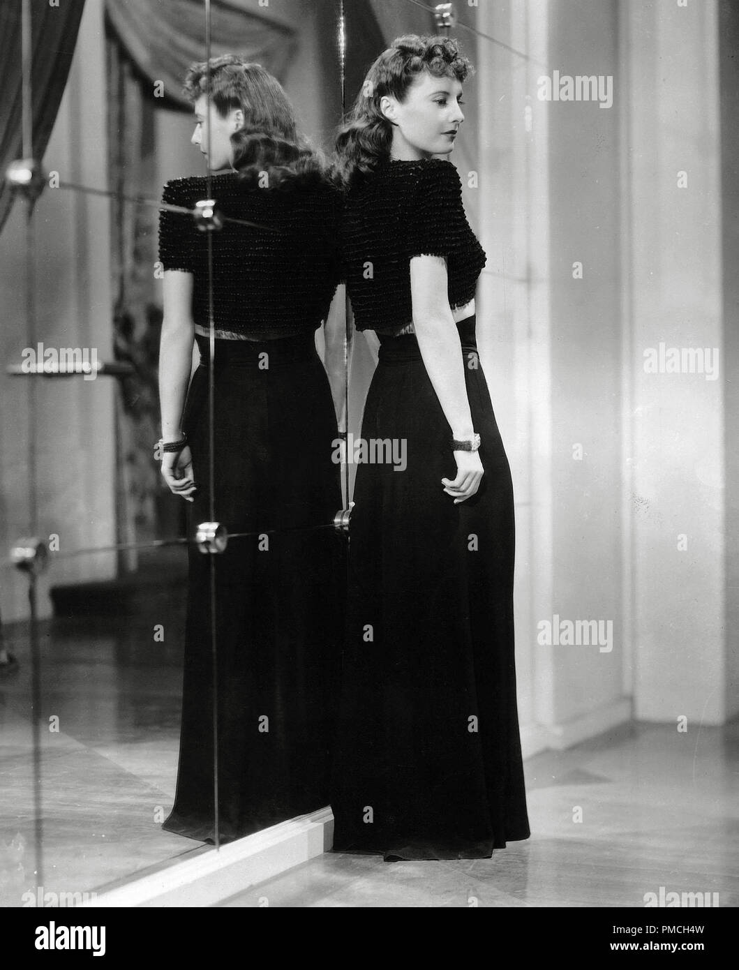 Barbara stanwyck the lady eve hi-res stock photography and images - Alamy