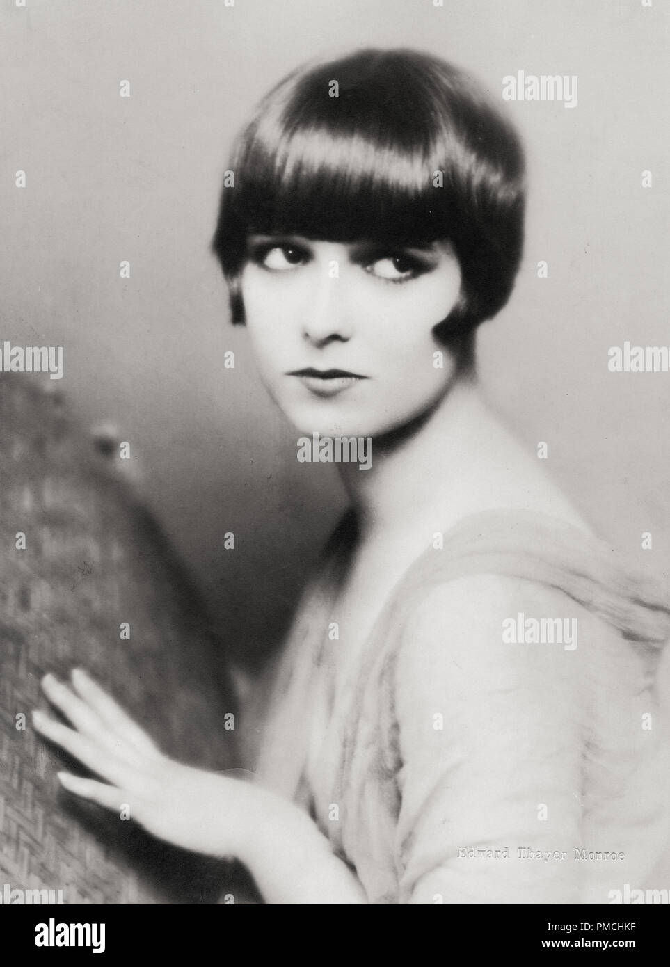 Louise brooks bob hi-res stock photography and images - Alamy