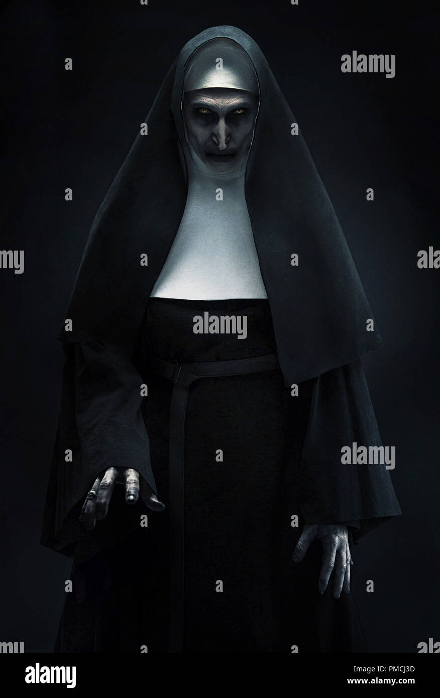 The nun bonnie aarons hi-res stock photography and images - Alamy