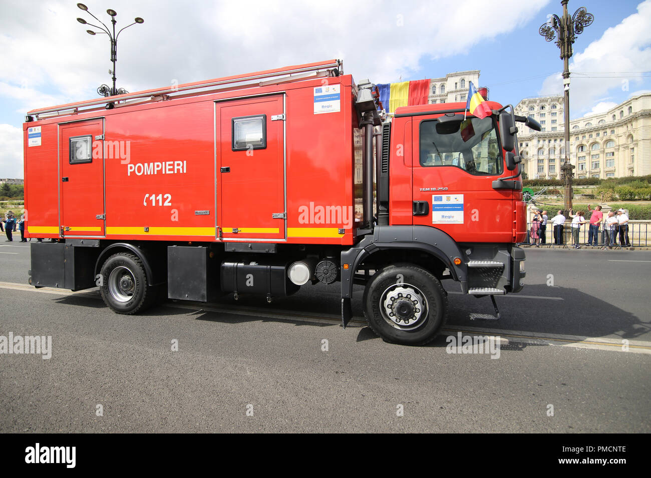 Firetruck in firehouse hi-res stock photography and images - Alamy