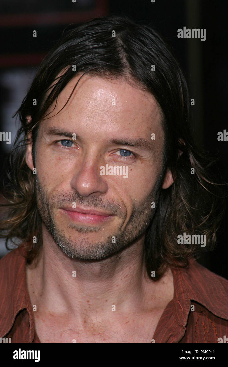 "Godsend" Premiere 4-22-2004 Guy Pearce Photo by Joseph Martinez ...