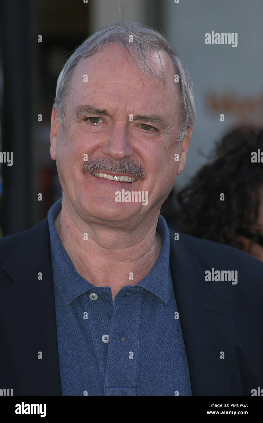 "Shrek 2" Premiere 5/08/2004 John Cleese Photo by Joseph Martinez - All ...