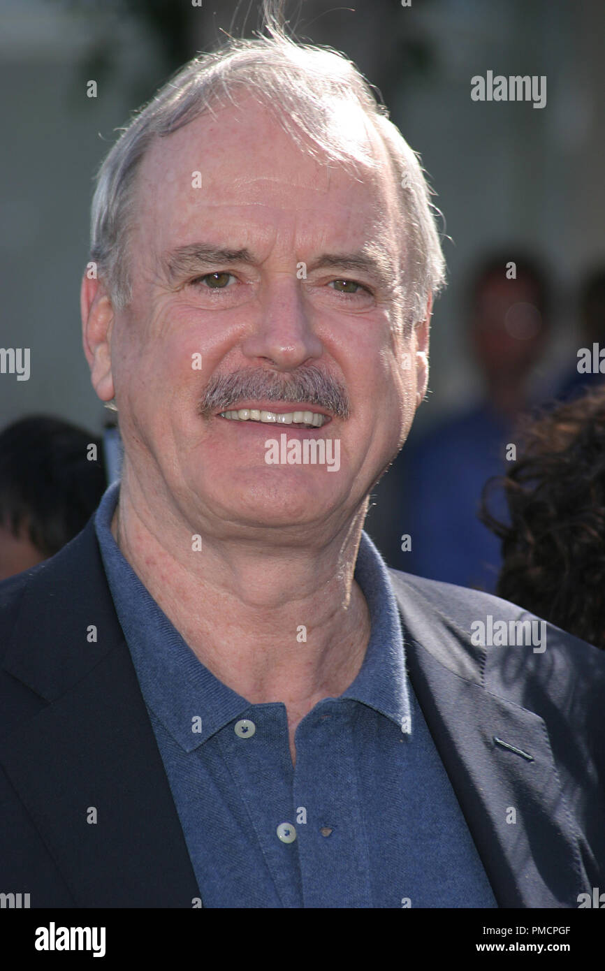 "Shrek 2" Premiere 5/08/2004 John Cleese Photo by Joseph Martinez - All ...