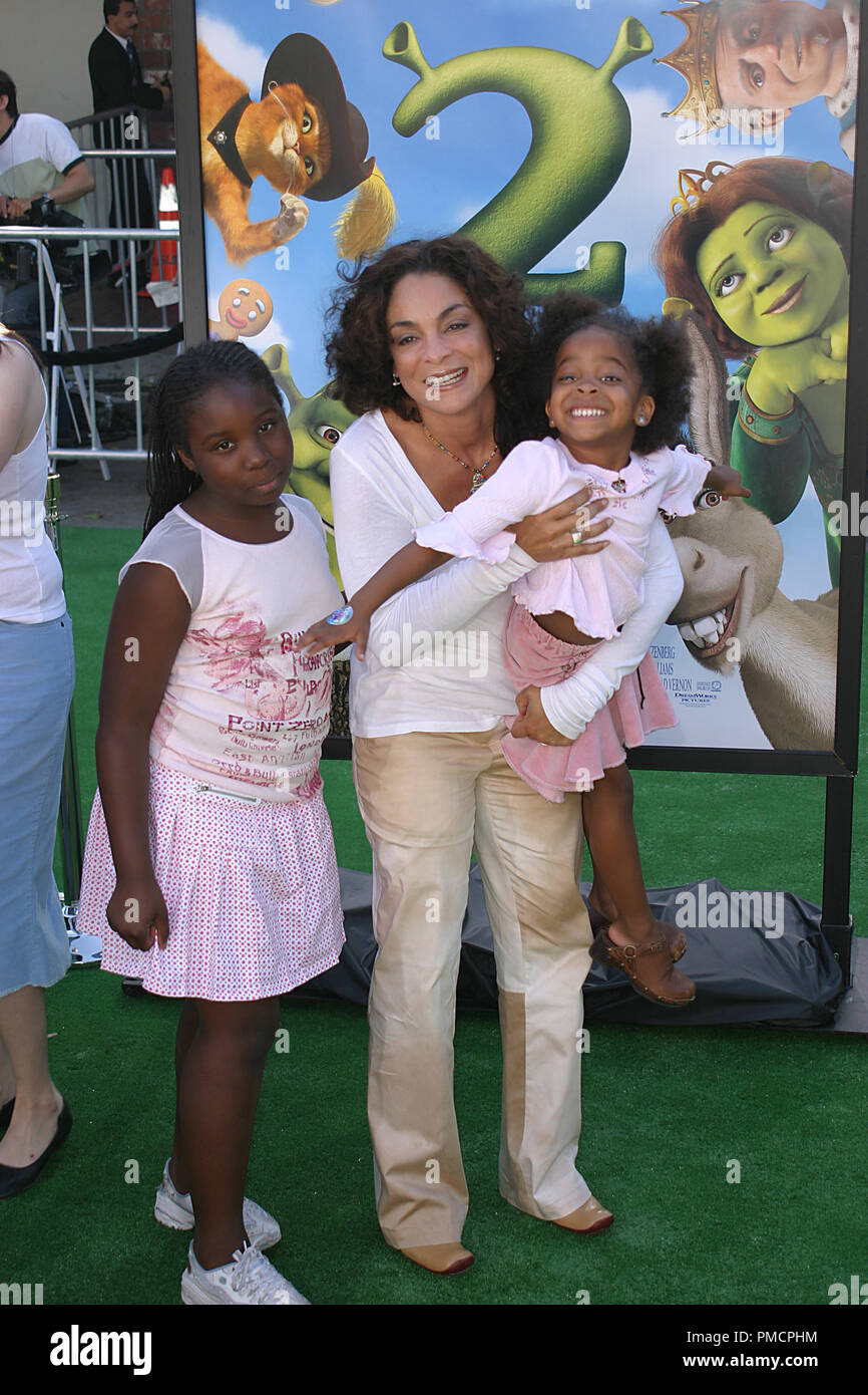 Shrek 2 Premiere 5/08/2004 Jasmine Guy and family Photo by Joseph ...