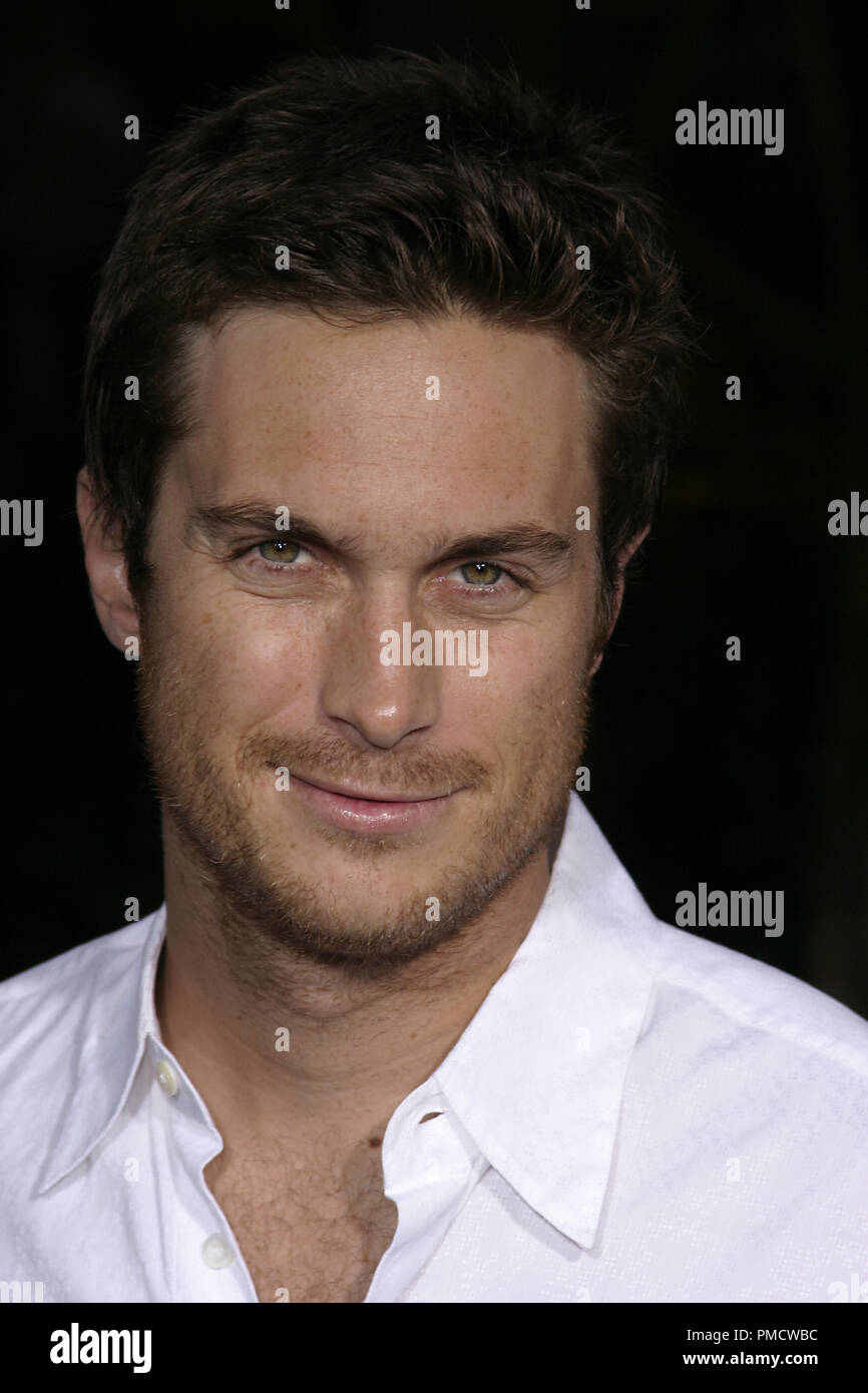 Oliver hudson hi-res stock photography and images - Alamy