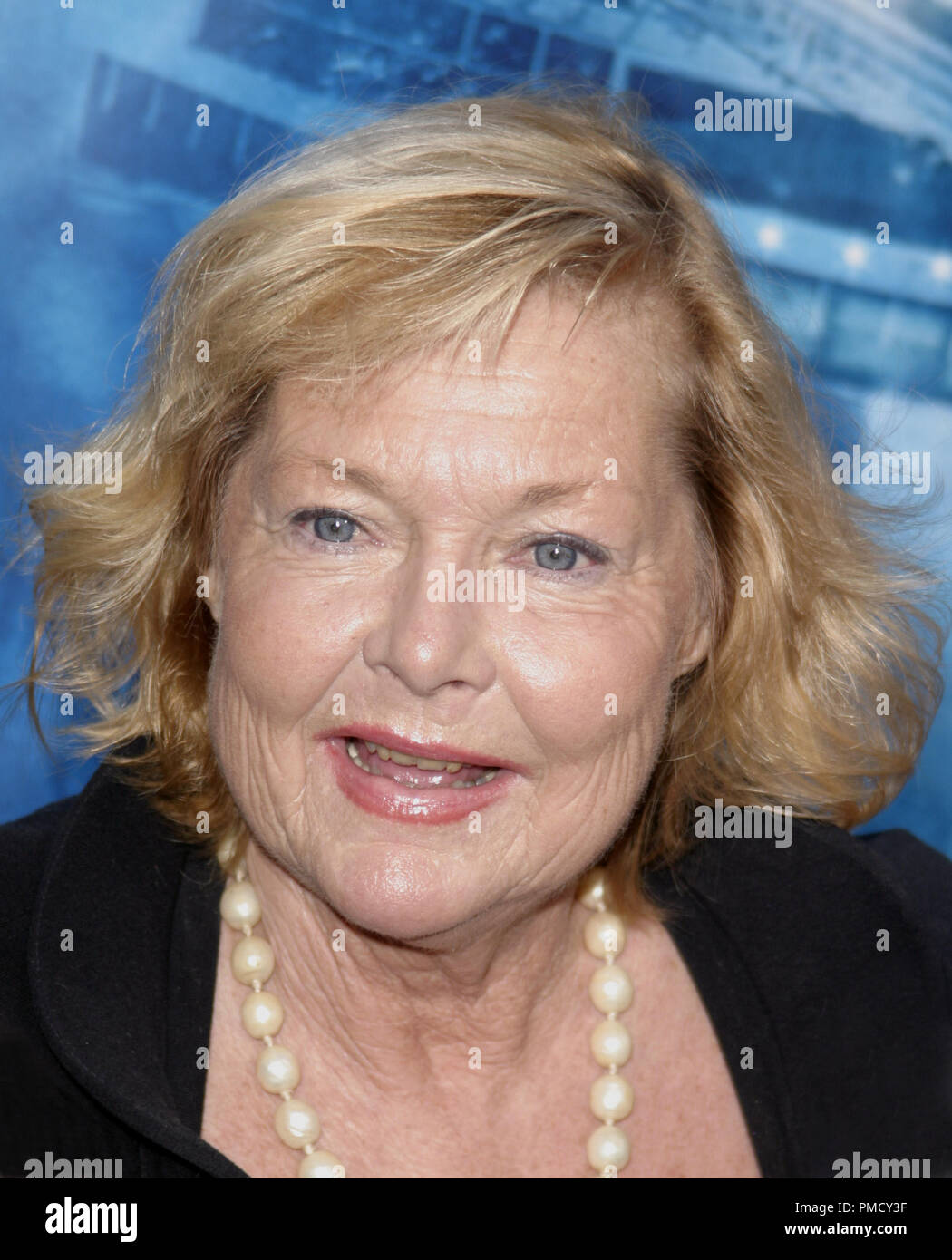 "Poseidon" (Premiere) Carol Lynley 05-10-2006 / Grauman's Chinese ...