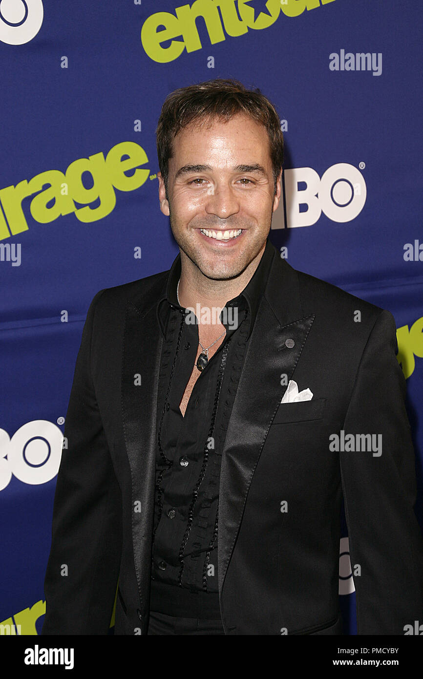 "Entourage" (Premiere) Jeremy Piven 06-01-2006 / The Cinerama Dome ...