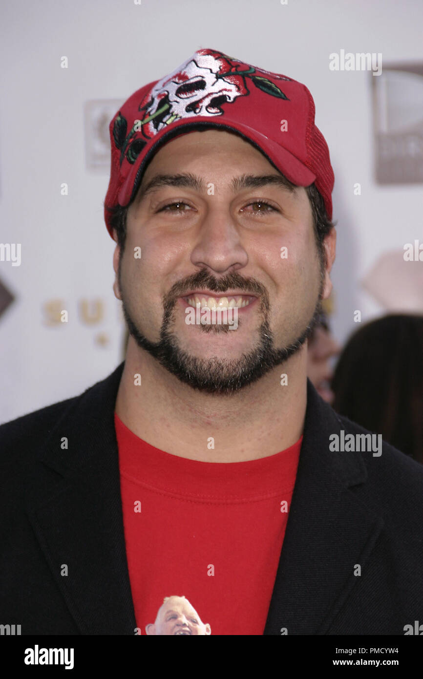 "Superman Returns" (Premiere) Joey Fatone 06-21-2006 / Mann Village ...