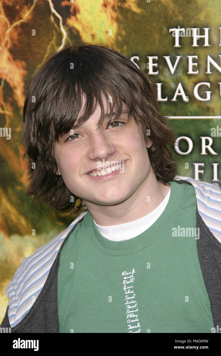 The Reaping (Premiere) Josh Hutcherson 3-29-2007 / Mann Village Theater ...