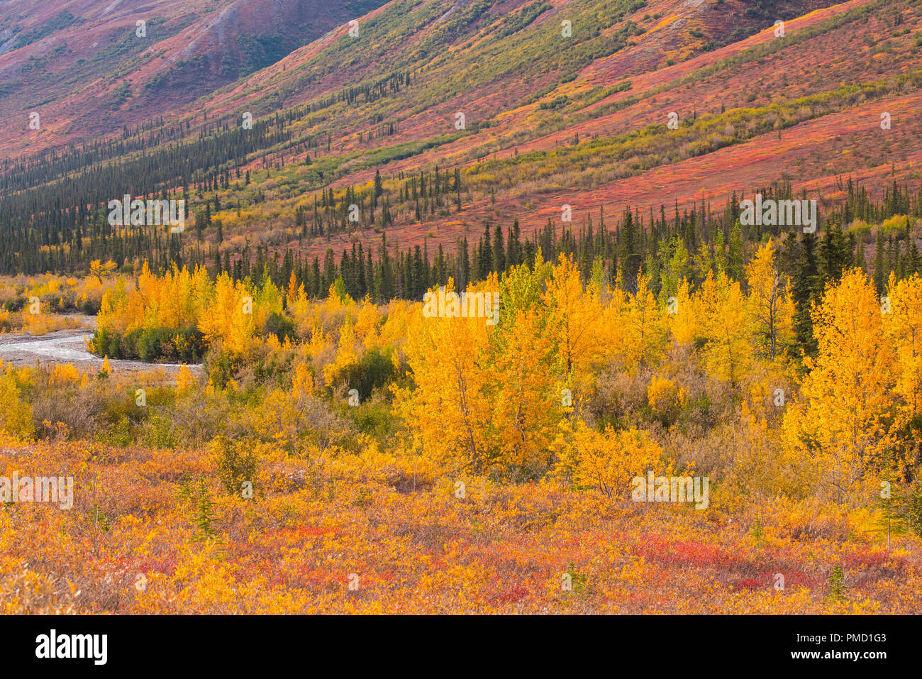 Brooks range mountains hi-res stock photography and images - Alamy