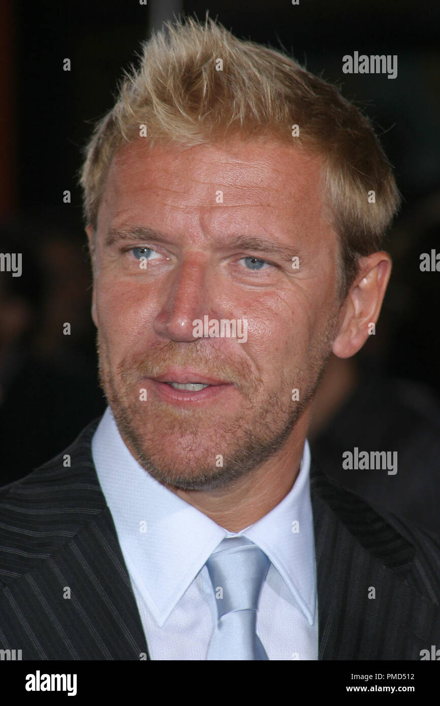 Exorcist: The Beginning Premiere 8-19-2004 Dir. Renny Harlin Photo by ...