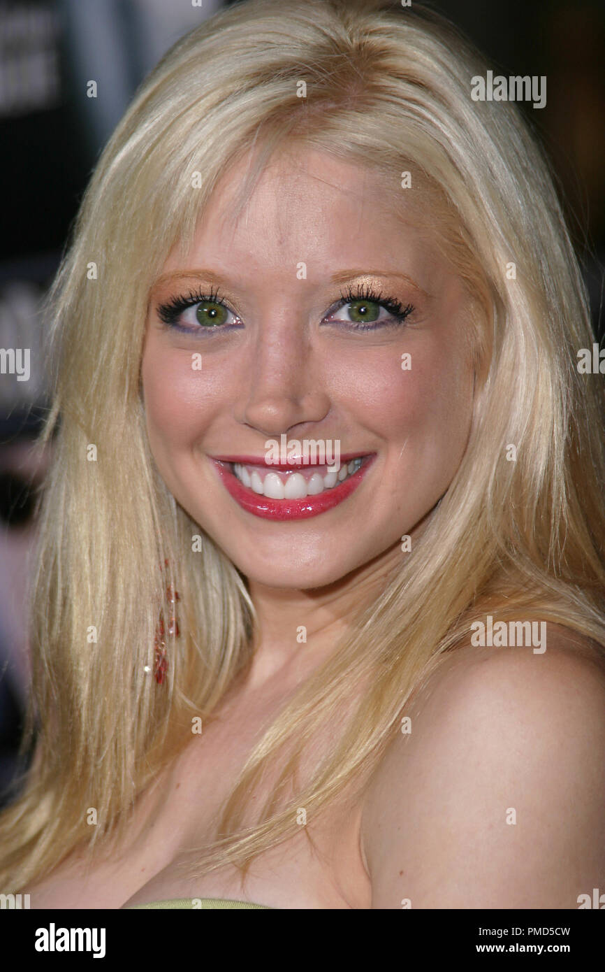 Sky Captain and the World of Tomorrow Premiere 9-14-2004 Courtney ...